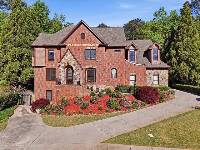 3272 Heathchase Ln, Suwanee, GA 30024