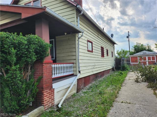 3272 W 48th Street