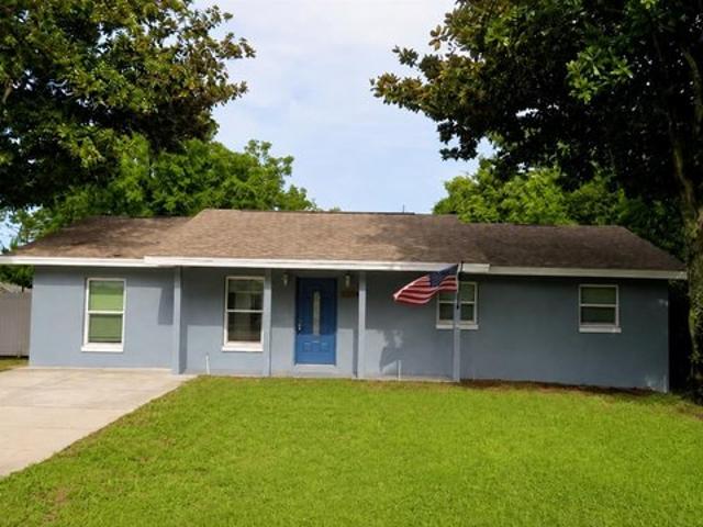 32730 Blossom Ln, Leesburg, FL 34788