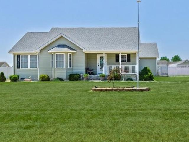 32732 Tussock Dr, Laurel, DE 19956