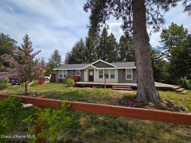 32734 N 10th Ave, Spirit Lake, ID 83869