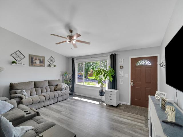 3273 Morningside Street