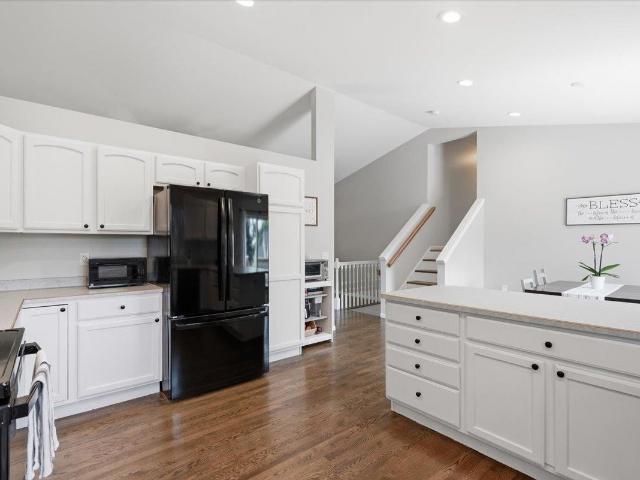3273 Bookham Drive