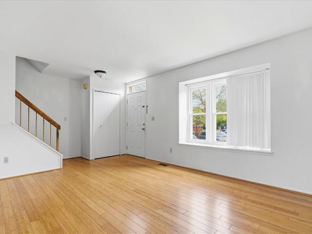 3273 Bolgos Circle