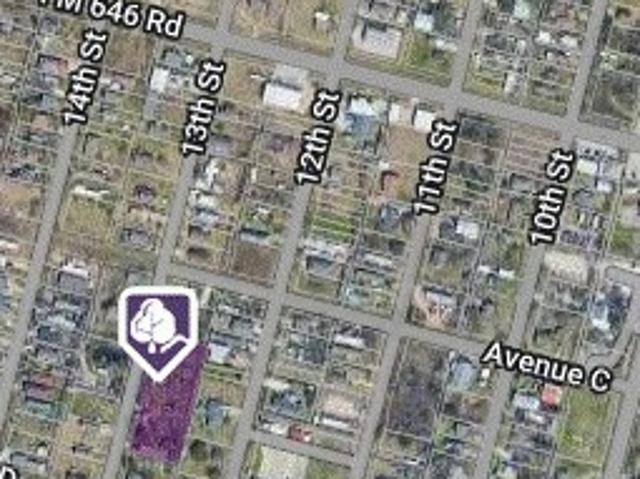 327 13th St, Dickinson, TX 77539 | MLS #43476 | Compass