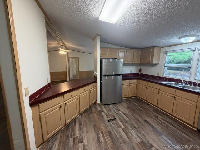 327 County Road 103