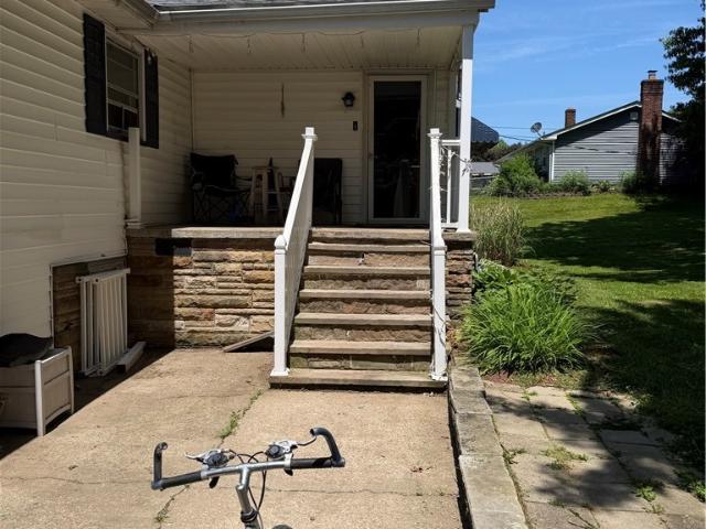 327 Cayuga Avenue NW