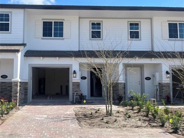 327 Cape Honeysuckle Pl, Sanford, FL 32771