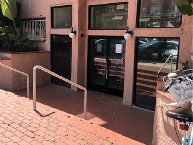 327 Chestnut Ave Apt 102, Long Beach, CA 90802