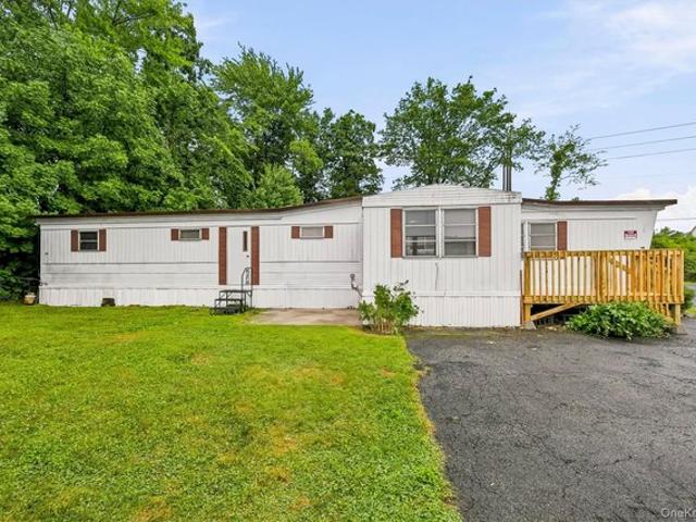 327 Currycross Rd, New Windsor, NY 12553