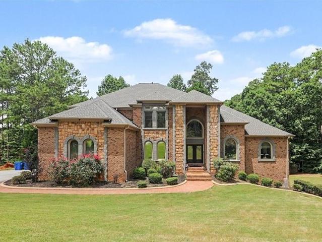 327 Amy Way, Atlanta, GA 30349