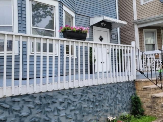 327 Amherst St