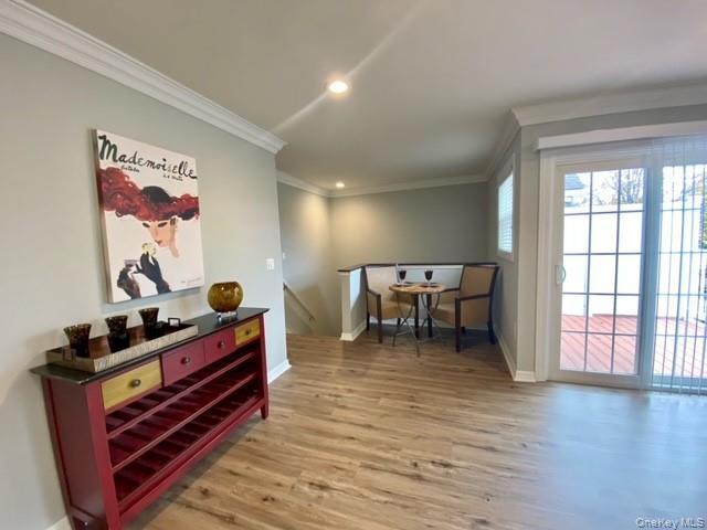 327 Adams Way 327