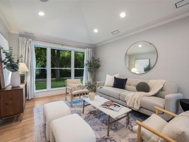 327 Bon Aire Drive