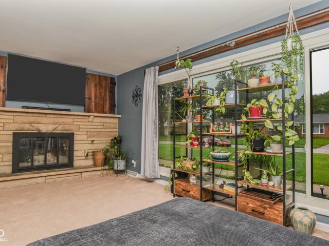 327 Brookside Lane