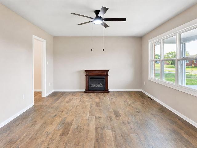 327 E 4th Street
