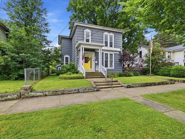 327 E Main St, Titusville, PA 16354