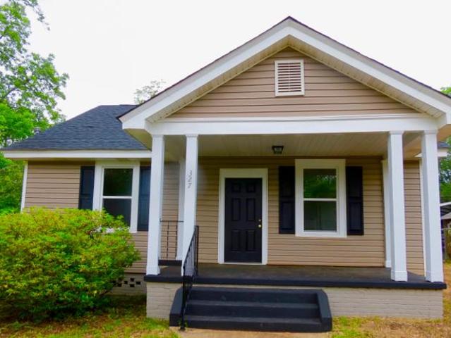327 E St, Thomaston, GA 30286
