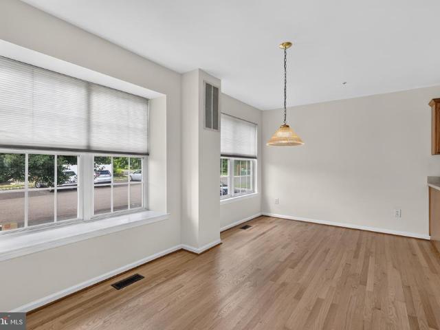 327 Eagle Court # 201