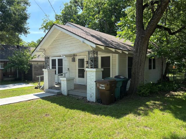 327 Egan Street