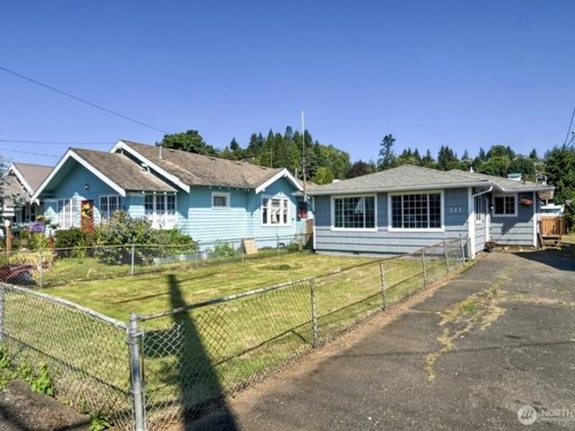 327 Eklund Ave, Hoquiam, WA 98550