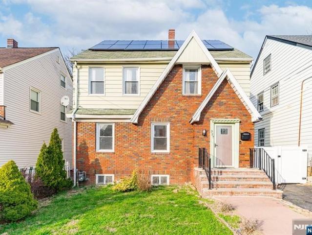 327 Field Pl, Hillside, NJ 07205
