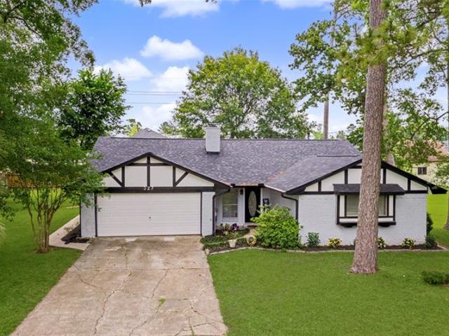 327 Fir Ridge Dr, Huffman, TX 77336