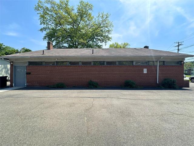 327 Fullerton Avenue Suite 2