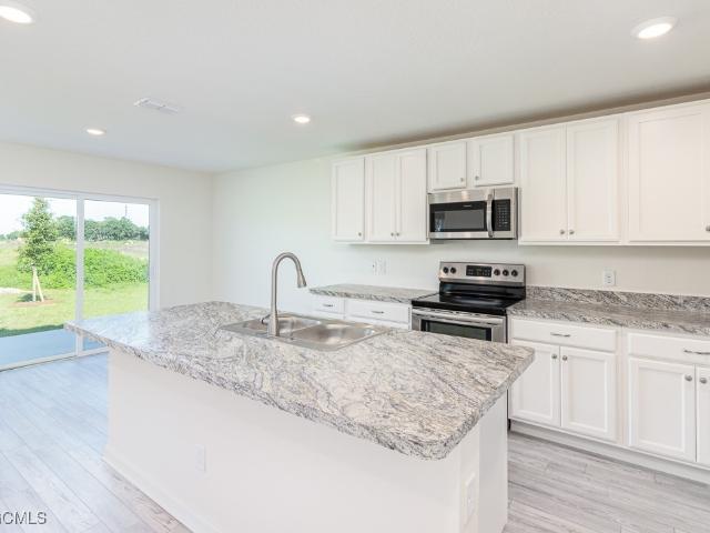 327 Kismet Pkwy E, Cape Coral, FL 33909 | MLS #2026002