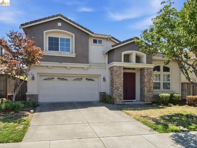 327 Hawk Ridge Dr, Richmond, CA 94806