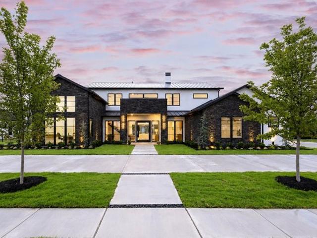 327 Longview Pl, Heath, TX 75032
