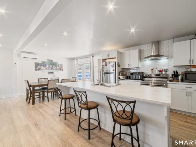 327 Lakeside Blvd W, Waterbury, CT 06708 | MLS #24167 | Compass