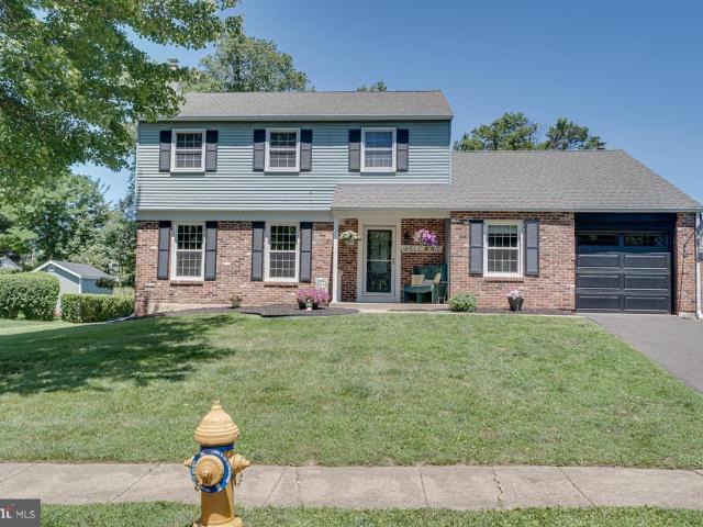 327 Lenape Lane
