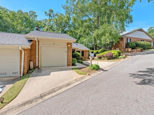 327 Mockingbird Hill Lane