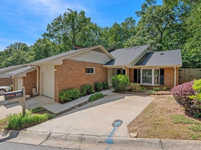 327 Mockingbird Hill Ln, Greenville, SC 29605