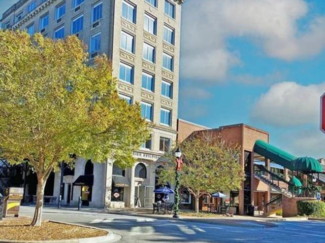 327 Main St Unit 6OR8, Greenwood, SC 29646