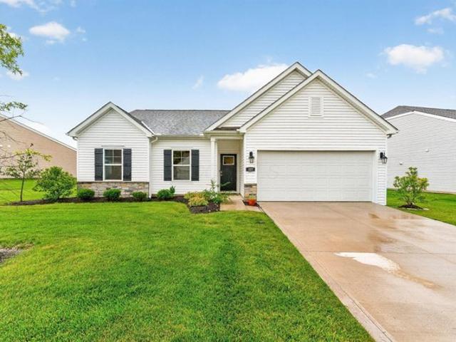 327 Mannaseh Dr W, Granville, OH 43023