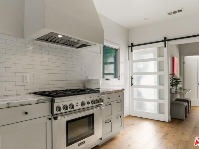 327 N Edinburgh Ave, Los Angeles, CA 90048 | MLS #26729