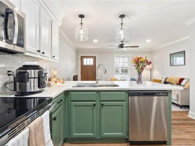 327 N Ross St Apt 231, Auburn, AL 36830