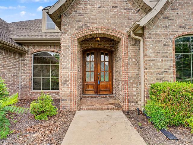 327 N Sandstone Place