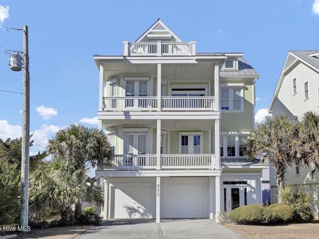 327 N Shore Dr, Surf City, NC 28445
