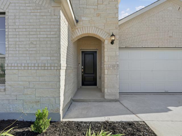 327 Nopal Rdg, San Antonio, TX 78253 | MLS #1944