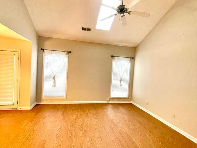 327 Newcastle Lane