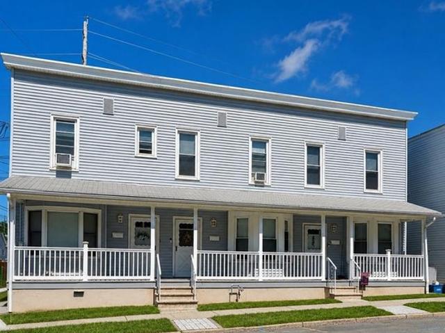 327 Newark Ave, Lyndhurst, NJ 07071