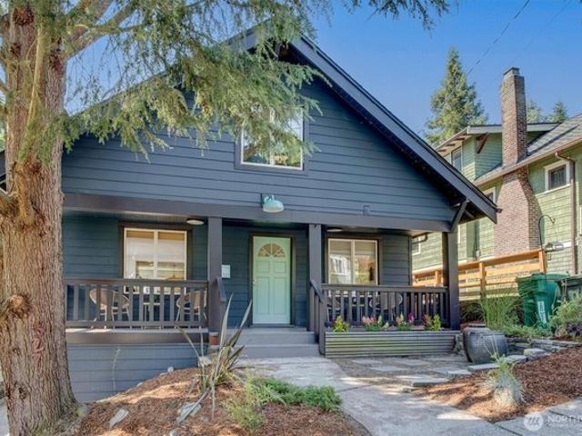 327 NE 55th St, Seattle, WA 98105