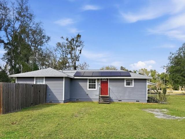 327 NE 5th Ave, Trenton, FL 32693