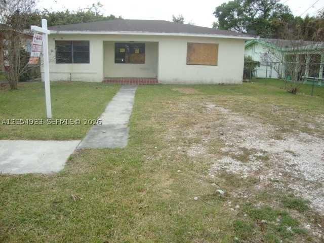 327 NW 3rd St, Florida City, FL 33034