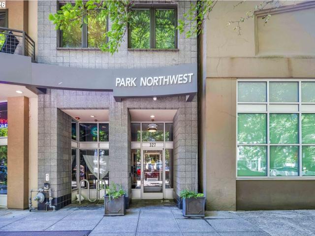 327 NW Park Ave, Unit 3B, Portland, OR 97209 | MLS #225301 | Compass