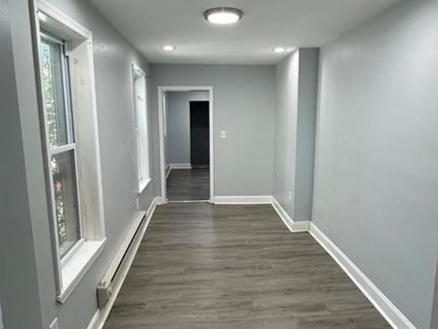 327 S 11Th Street