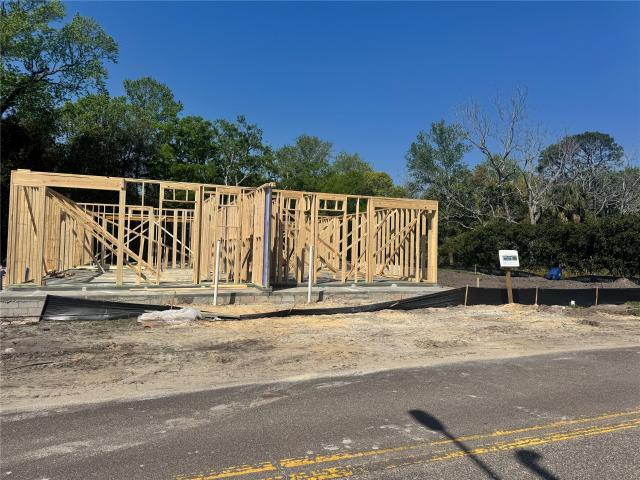 327 S 3rd St, Fernandina Beach, FL 32034 | MLS #113032